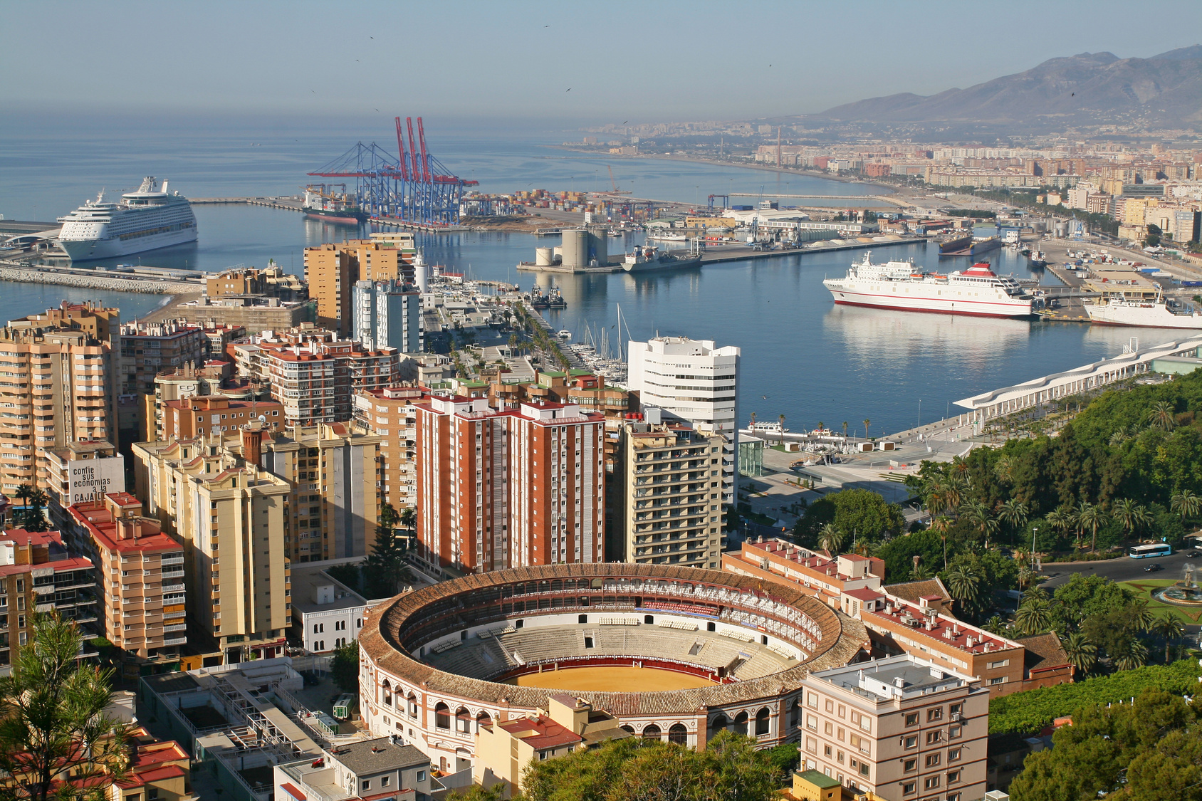 ISOL Business • 1972 【 Property Management MÁLAGA